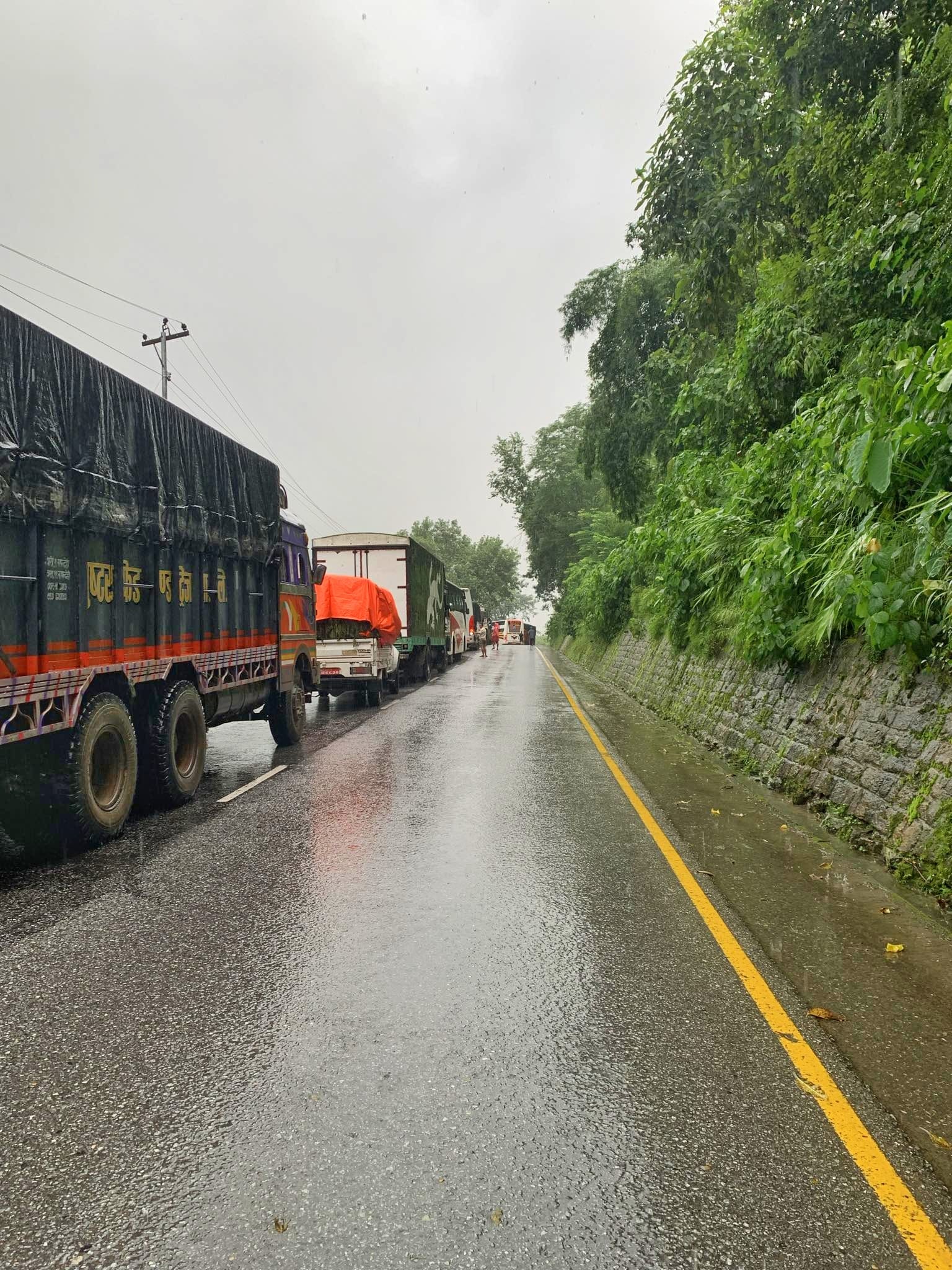 अवरुद्ध नारायणगढ-मुग्लिन सडक खुल्यो : Kendrabhag